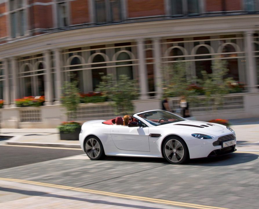 Photos Aston Martin Vantage Volante