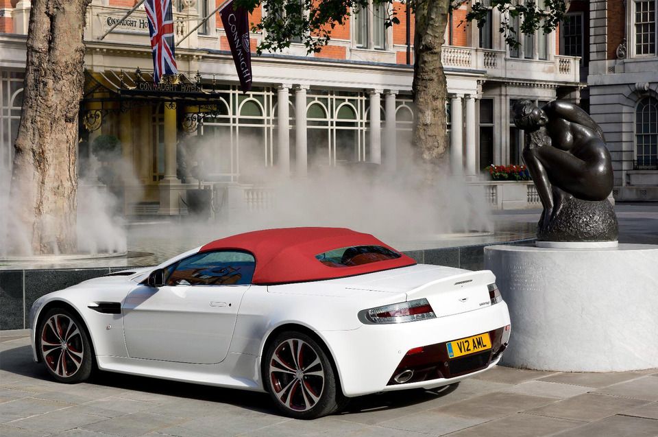 Photos Aston Martin Vantage Volante