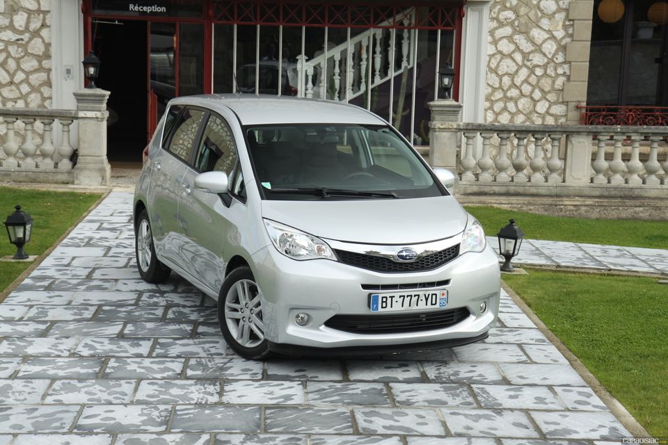 Photos Subaru Trezia