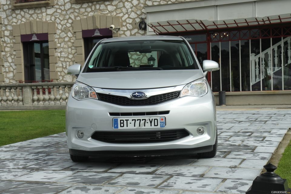 Photos Subaru Trezia