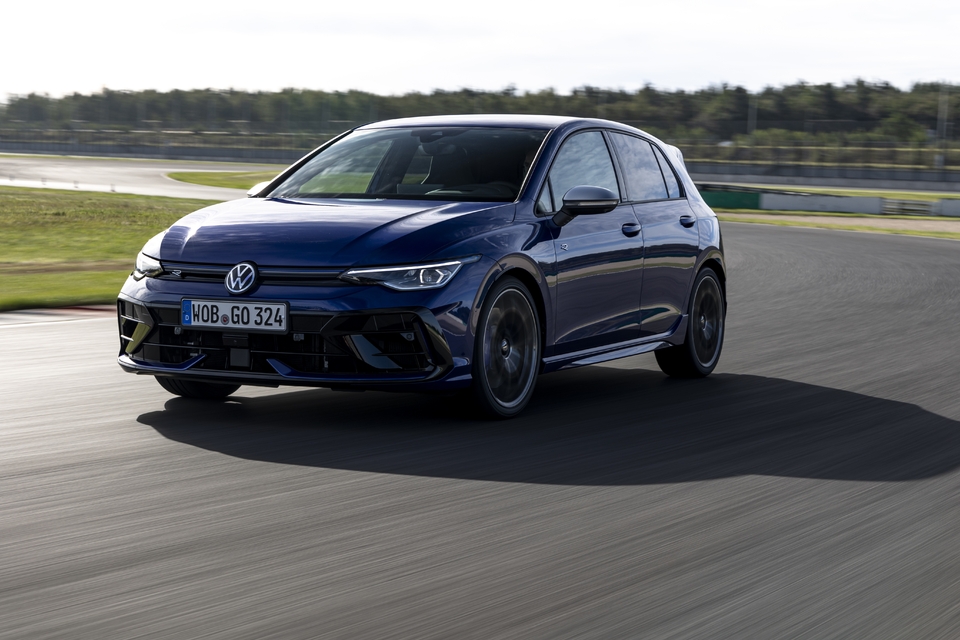 Photos Volkswagen Golf 8 R