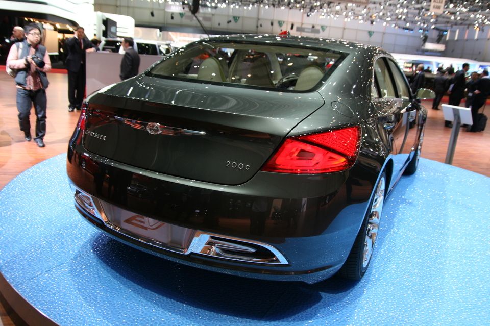Photos Chrysler 200c Ev