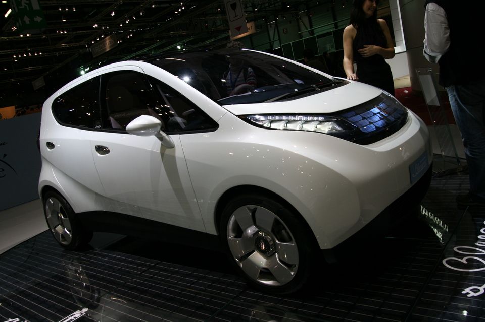 Photos Bollore Blue Car Concept