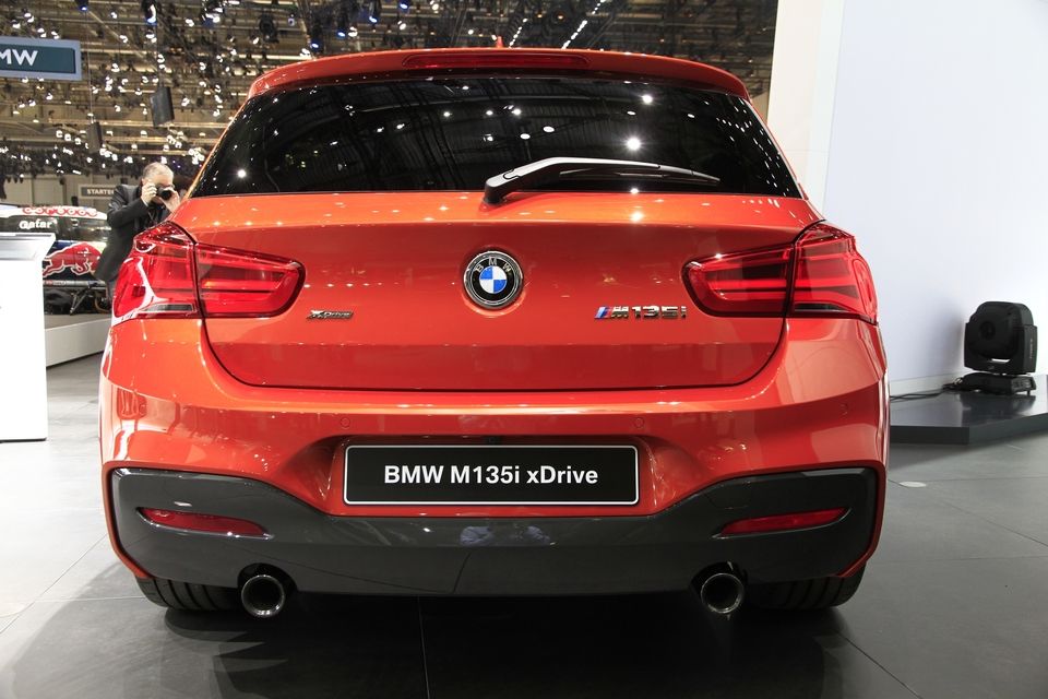 Photos Bmw Serie 1 F20 M 5 Portes