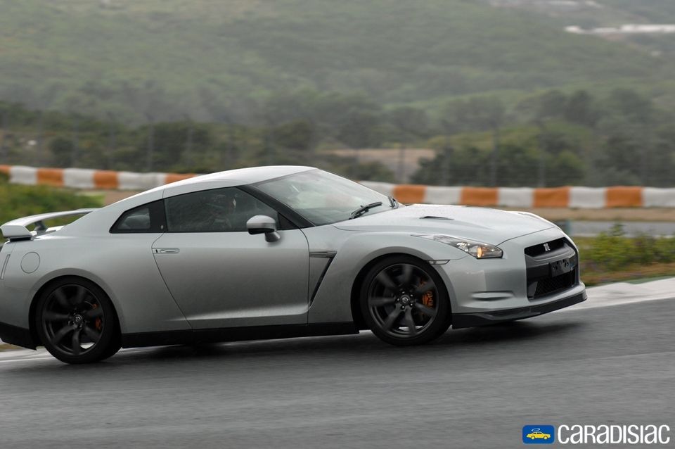 Photos Nissan Gt-r - Page 11