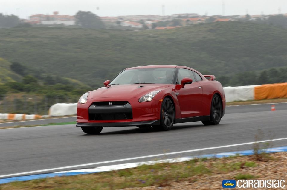 Photos Nissan Gt-r - Page 11