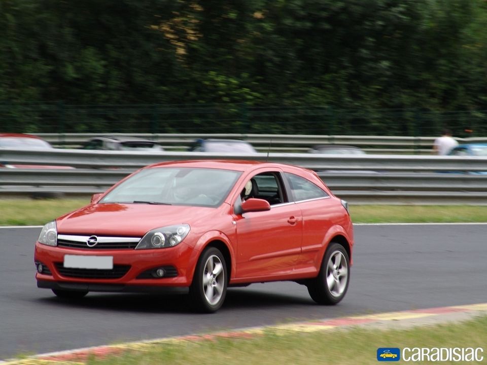 Photos Opel Astra 3 Gtc - Page 7