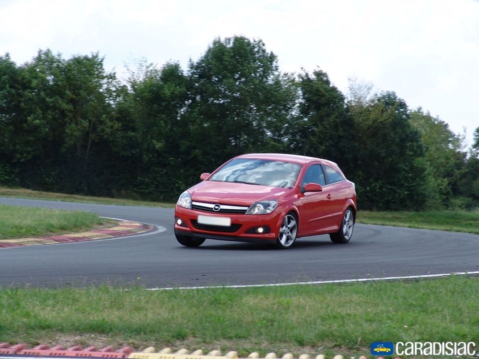 Photos Opel Astra 3 Gtc - Page 7