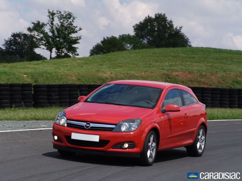 Photos Opel Astra 3 Gtc - Page 7