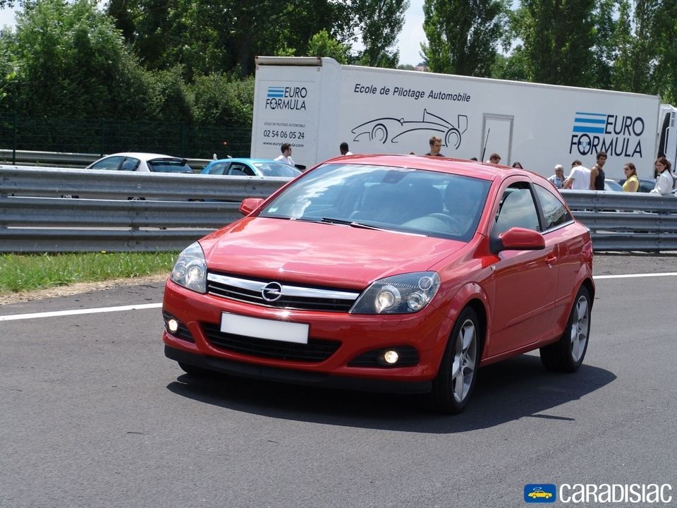 Photos Opel Astra 3 Gtc - Page 6