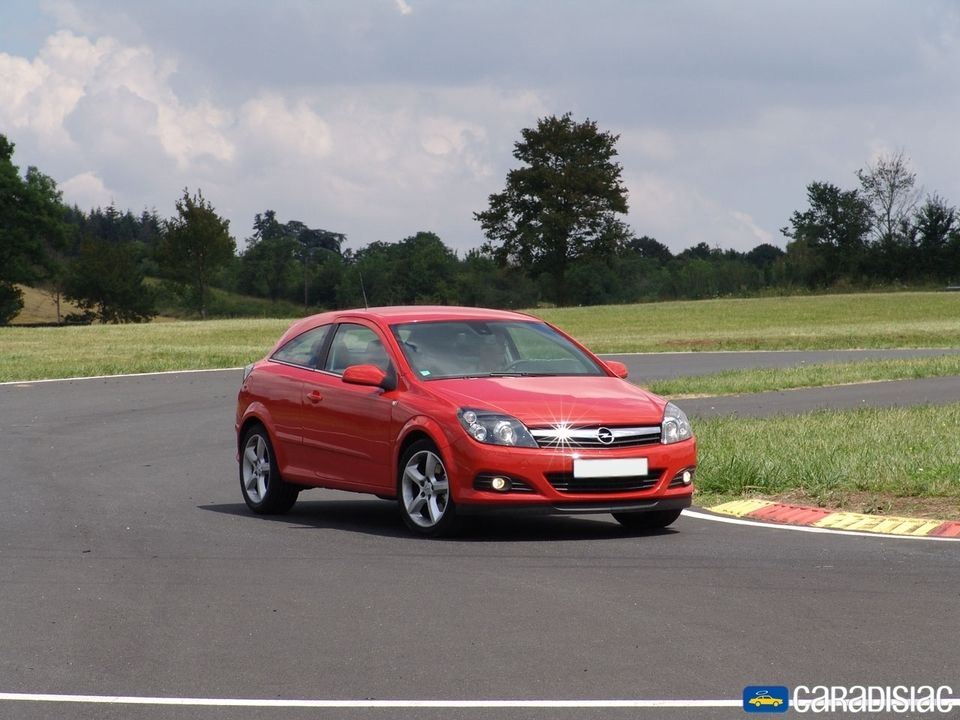 Photos Opel Astra 3 Gtc - Page 6