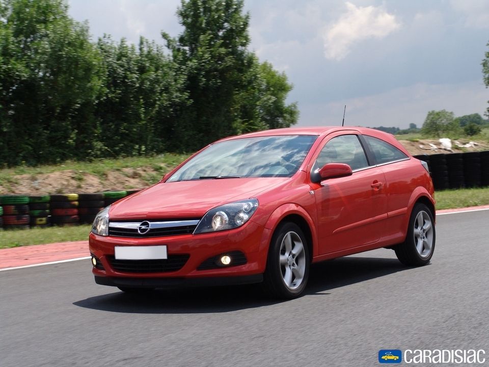Photos Opel Astra 3 Gtc - Page 6
