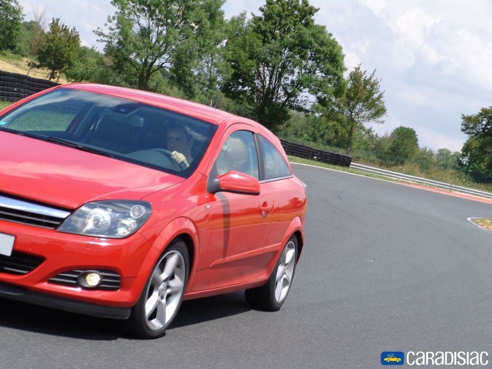 Photos Opel Astra 3 Gtc - Page 6