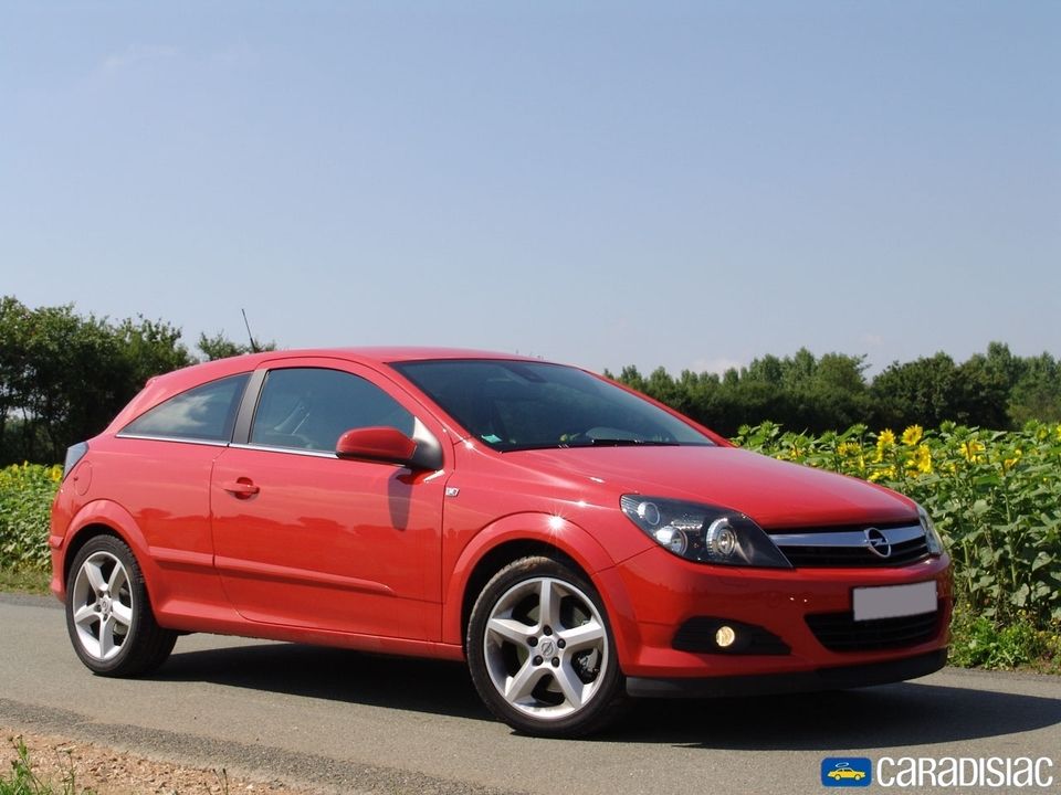 Photos Opel Astra 3 Gtc - Page 15
