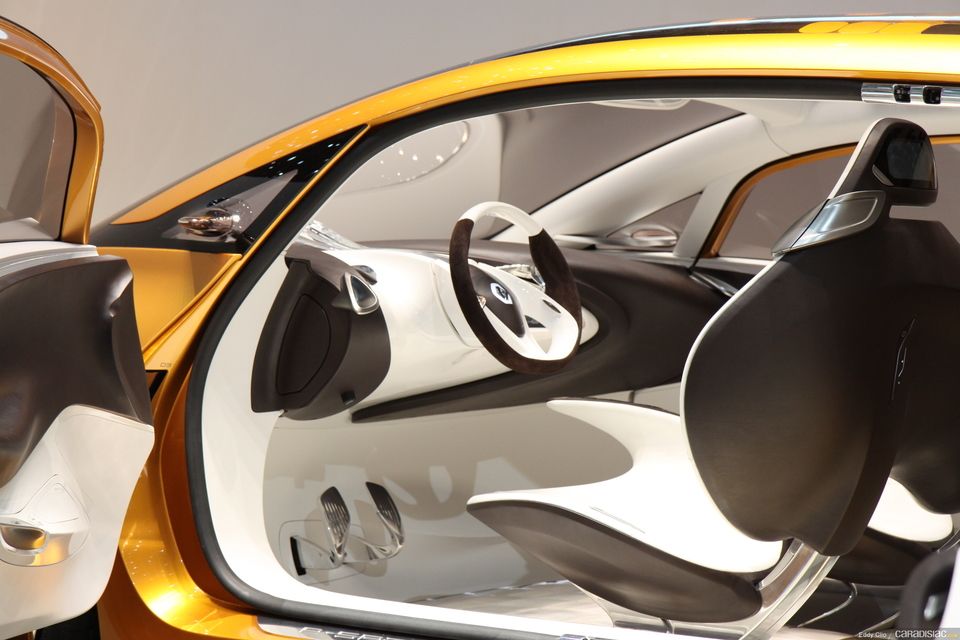 Photos Renault R-space Concept
