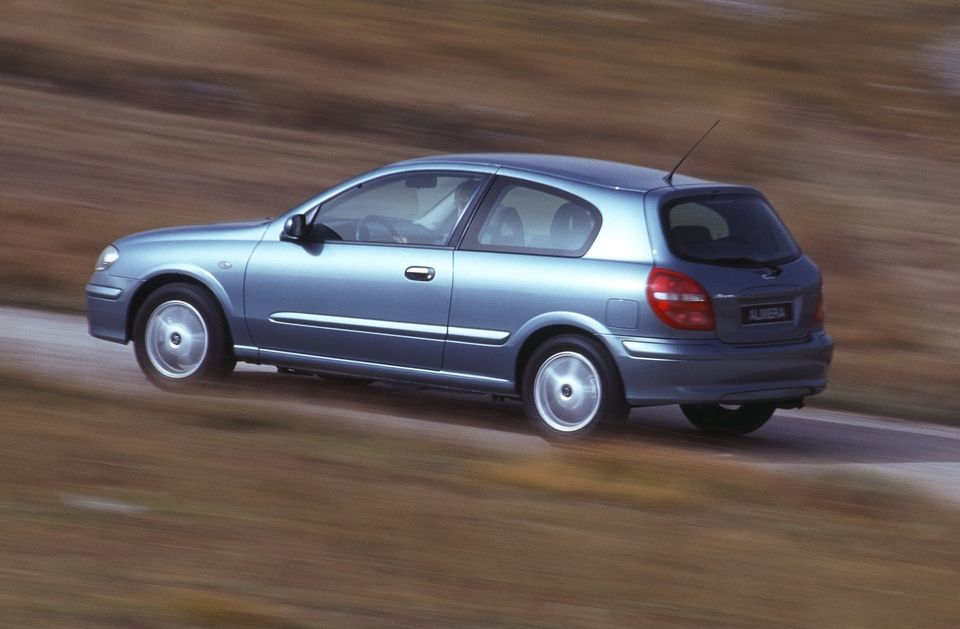 Photos Nissan Almera 2
