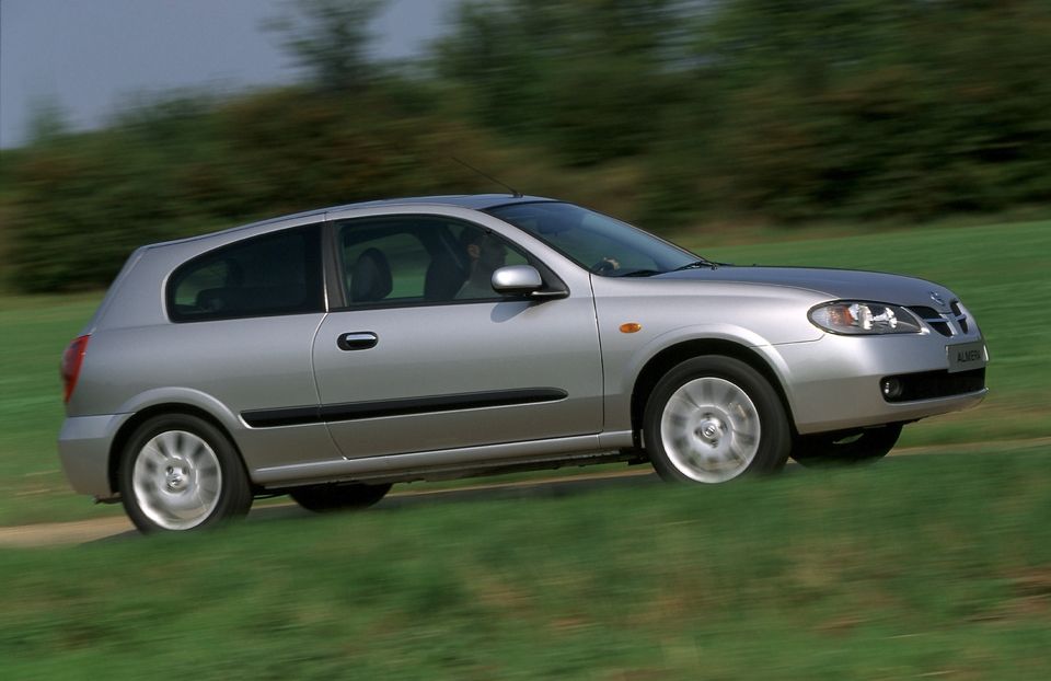 Photos Nissan Almera 2 - Page 2