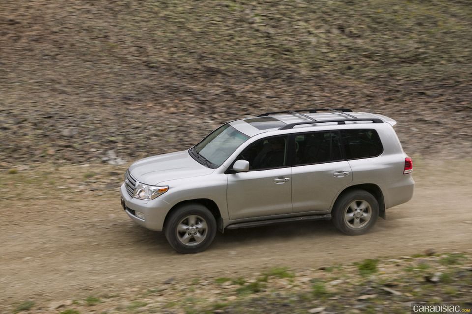 Photos Toyota Land Cruiser Sw Serie 200 - Page 2
